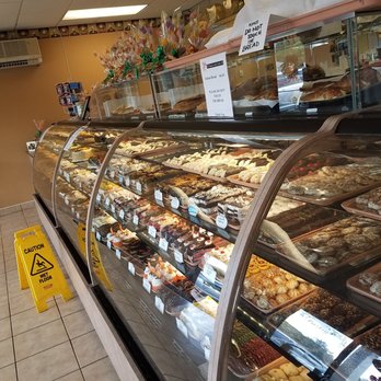 PASTICCERIA ITALIA - Updated December 2025 - 16 Photos & 24 Reviews ...