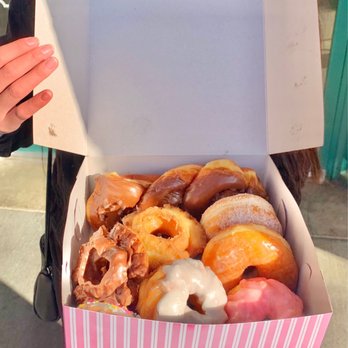 FLUFFY DONUTS - TEMP. CLOSED - Updated August 2024 - 139 Photos & 276 ...