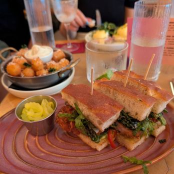 BAR BONOBO - Updated October 2025 - 125 Photos & 61 Reviews - 184 8th ...