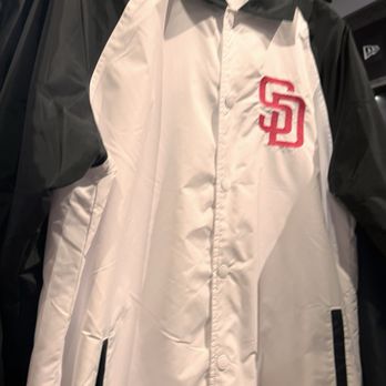 SAN DIEGO PADRES TEAM STORE - Updated January 2026 - 142 Photos & 39 ...