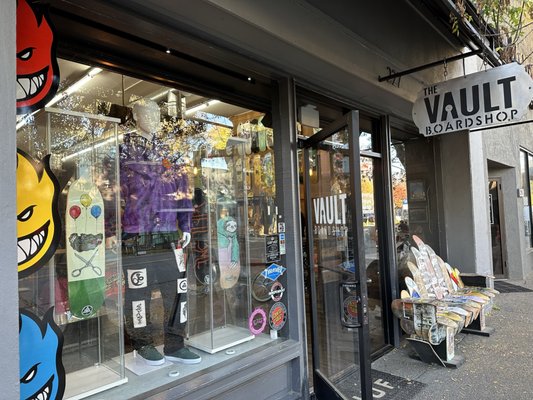 THE VAULT BOARD SHOP - Updated July 2025 - 36 Photos & 27 Reviews - 227 ...