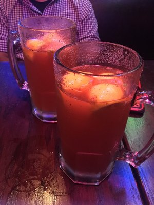 RED WAVE INN - 118 Photos & 167 Reviews - 2375 E Shaw Ave, Fresno ...