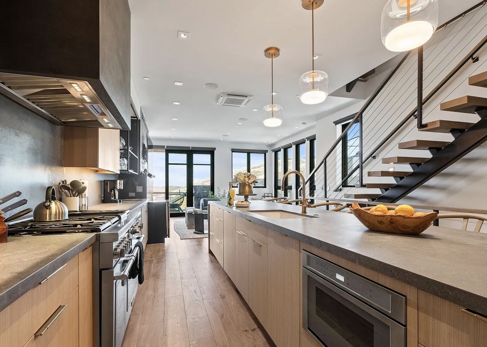 LUXURY DESTINATIONS - Updated April 2026 - 14 Photos - Snyderville ...