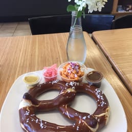 THE SWISS BAKERY & PASTRY SHOP - Updated July 2025 - 582 Photos & 501 ...