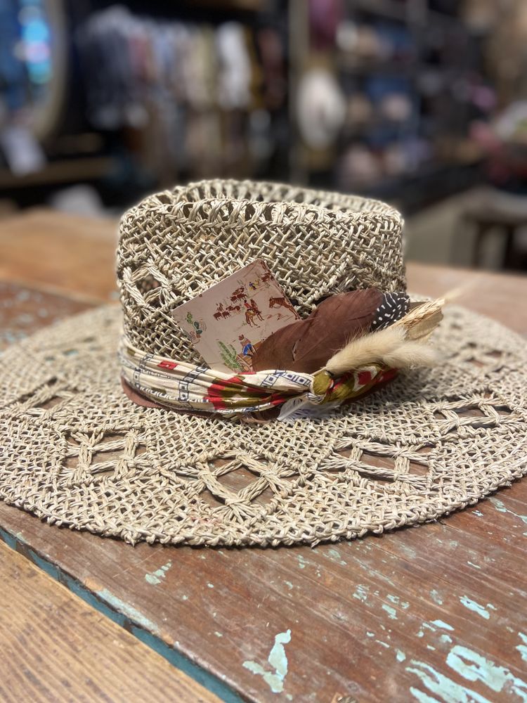 FLEA STYLE - Updated August 2025 - 22 Photos - 400 S 2nd St, Louisville ...