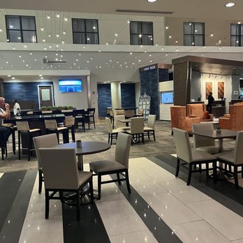 COURTYARD BY MARRIOTT ATLANTA DECATUR DOWNTOWN/EMORY - Updated November ...