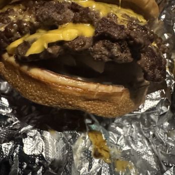 HUNCHO’S FRIED CHICKEN & BURGERS - Updated July 2025 - 93 Photos & 130 ...