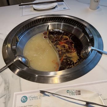 QIAO LIN HOTPOT - CHICAGO DOWNTOWN - Updated December 2025 - 388 Photos ...