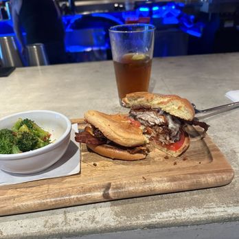 THE LUCKY SCREW - Updated January 2025 - 64 Photos & 70 Reviews - 1527 ...