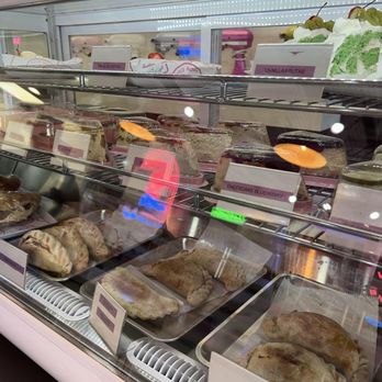 CIELITO ROSA BAKERY & CAFE - Updated July 2025 - 305 Photos & 84 ...