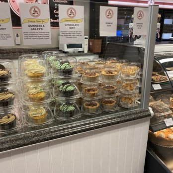 GOURMET GOODIES BAKE SHOP - Updated May 2025 - 220 Photos & 54 Reviews ...