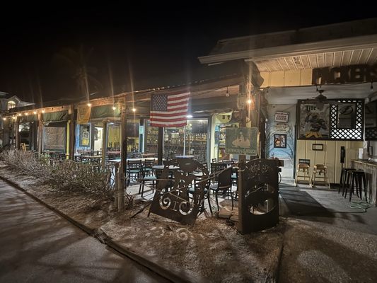 BRIDGE TENDER INN - Updated December 2025 - 548 Photos & 372 Reviews ...