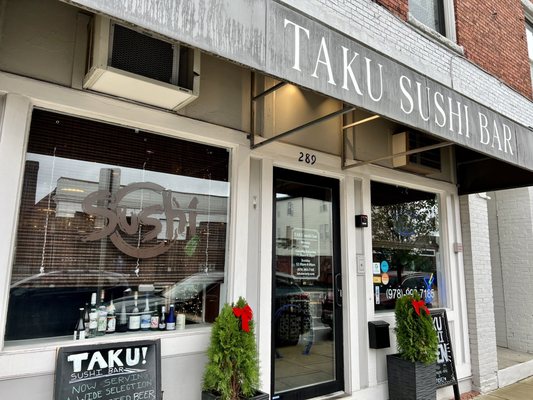 TAKU SUSHI BAR - 95 Photos & 34 Reviews - 289 Rantoul St, Beverly, MA ...