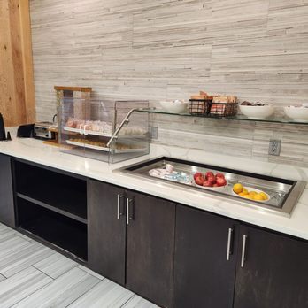 RADISSON HOTEL WEST MEMPHIS - Updated December 2025 - 34 Photos & 15 ...