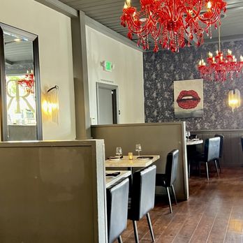 RUBYS & ROSES RESTAURANT - Updated December 2024 - 1089 Photos & 490 ...