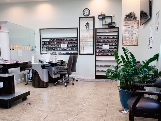 ROYAL NAILS & SPA - 223 Photos & 124 Reviews - 39450 10th St W ...