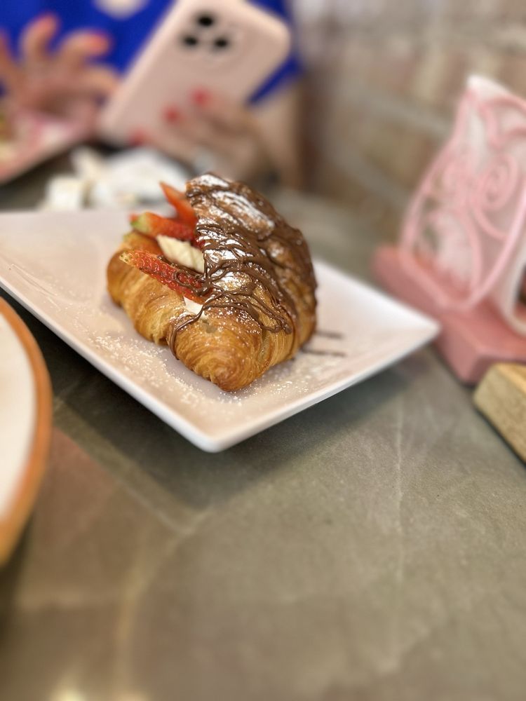 PINK OWL CAFE - Updated July 2024 - 66 Photos & 31 Reviews - 2713 ...