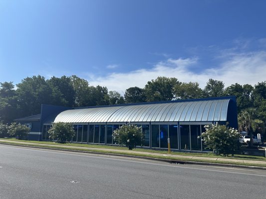 THE RIPTIDE CAR WASH - Updated October 2025 - 3711 E Franklin Blvd ...