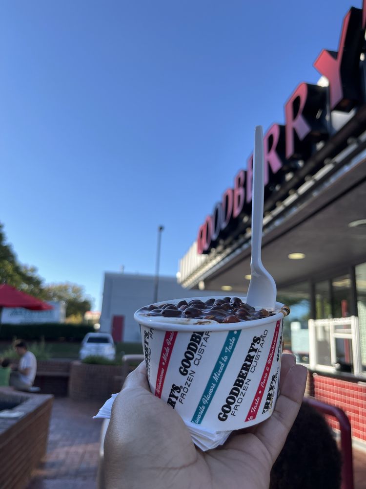 GOODBERRYS FROZEN CUSTARD - Updated October 2025 - 58 Photos & 81 ...