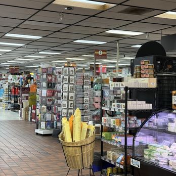 HI-TIME WINE CELLARS - Updated April 2025 - 936 Photos & 1216 Reviews ...