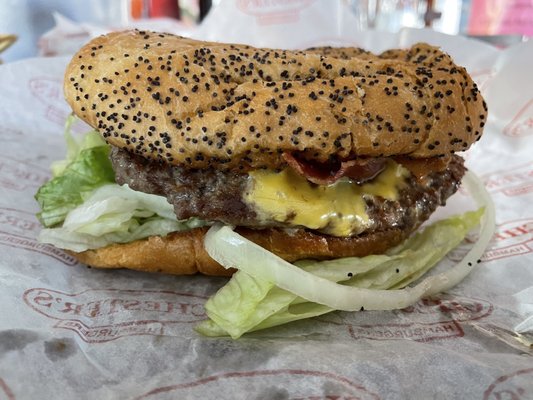 CHESTER’S HAMBURGERS - 89 Photos & 183 Reviews - 16609 San Pedro Ave ...