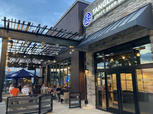 TANGLED ROOTS CRAFT BEER & KITCHEN - Updated August 2024 - 36 Photos ...