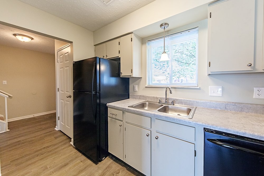 OAKDALE SQUARE APARTMENTS - BARRATT ASSET MANAGEMENT - Updated July ...