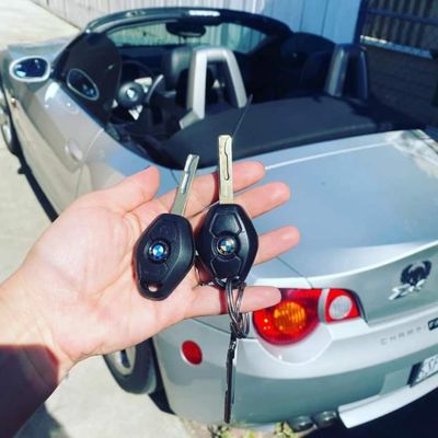 KEYMAN LOCK - Updated May 2025 - 43 Photos - 4312 S Budlong Ave, Los ...