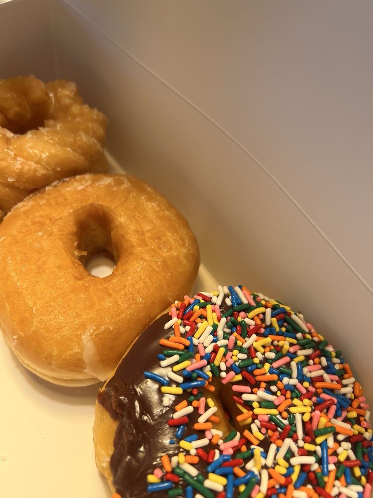 DOUGH N JOE - Updated July 2025 - 18 Photos & 35 Reviews - 33 E Simpson ...