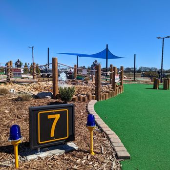 TAKEOFF MINI GOLF - Updated December 2025 - 24 Photos & 11 Reviews - 28 ...
