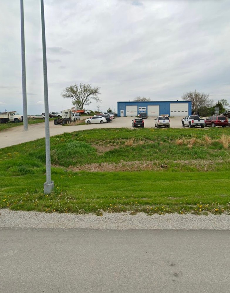 JUSTIN’S GARAGE - Updated December 2025 - 1700 E Main St, Lamoni, Iowa ...