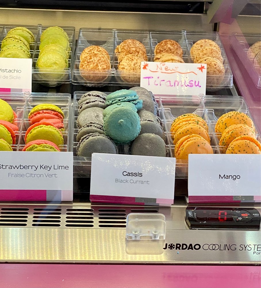 LE MACARON FRENCH PASTRIES CELEBRATION - 218 Photos & 88 Reviews - 671 ...