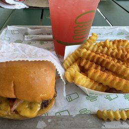 SHAKE SHACK BREA - Updated July 2025 - 202 Photos & 125 Reviews - 103 W ...