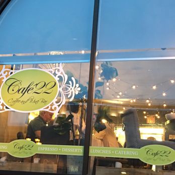 CAFE 22 - Updated December 2025 - 33 Photos & 24 Reviews - 22 King ...