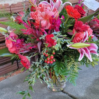 FLOWERS ON BROAD - Updated December 2025 - 26 Photos & 27 Reviews ...