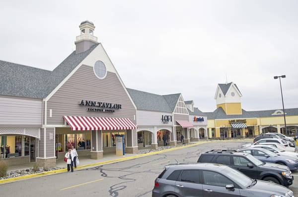 TANGER OUTLETS HOWELL - Updated October 2025 - 32 Photos & 79 Reviews ...