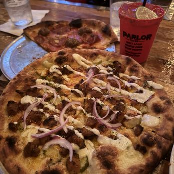 PARLOR PIZZA BAR - WICKER PARK - Updated April 2025 - 584 Photos & 522 ...