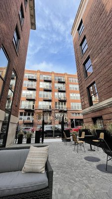 FROTH - Updated August 2024 - 202 Photos & 120 Reviews - 1515 W Monroe ...