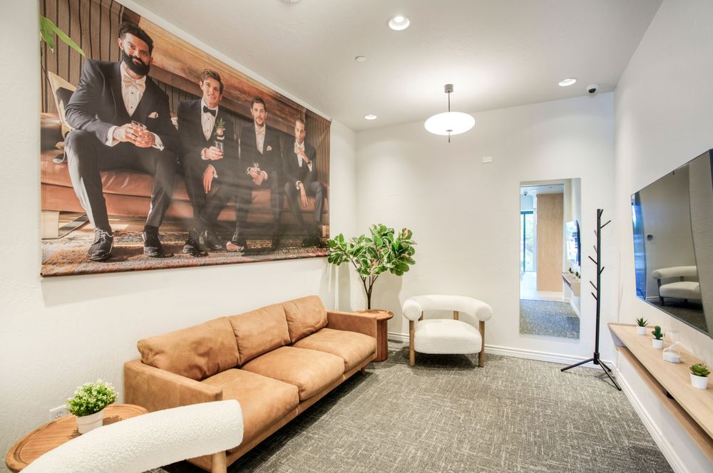 GENERATION TUX - Updated January 2026 - 19 Photos - 700 N 4th St ...