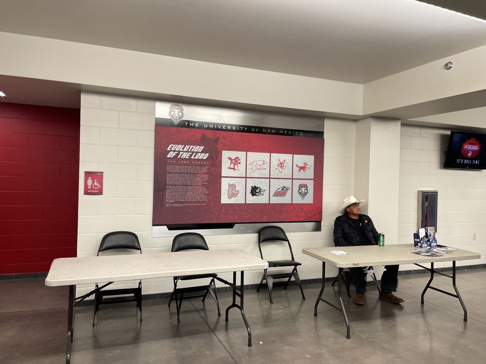 THE PIT - Updated October 2025 - 25 Photos - 1414 University Blvd SE ...