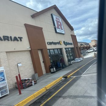 BIG R - Updated December 2025 - 19 Reviews - 3904 East 120th Ave ...