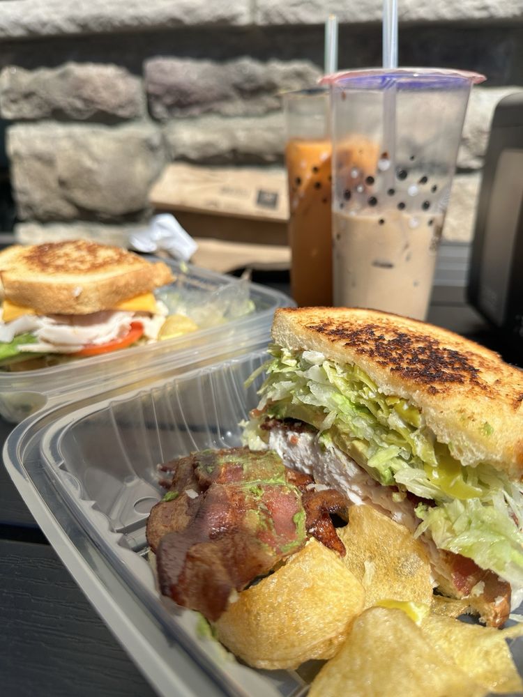 ROOST DELI - Updated December 2025 - 29 Photos & 31 Reviews - 3564 ...