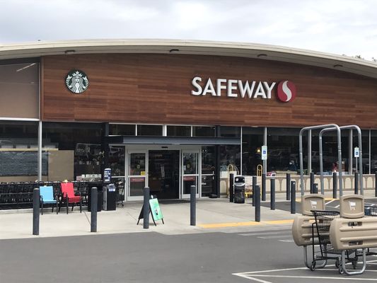 SAFEWAY - Updated September 2025 - 40 Reviews - 585 Siskiyou Blvd ...