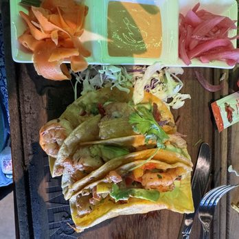 KALAVERAS - Updated November 2024 - 261 Photos & 148 Reviews - 1740 ...