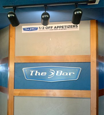 THE BAR - OSHKOSH - Updated July 2025 - 35 Photos & 39 Reviews - 825 N ...