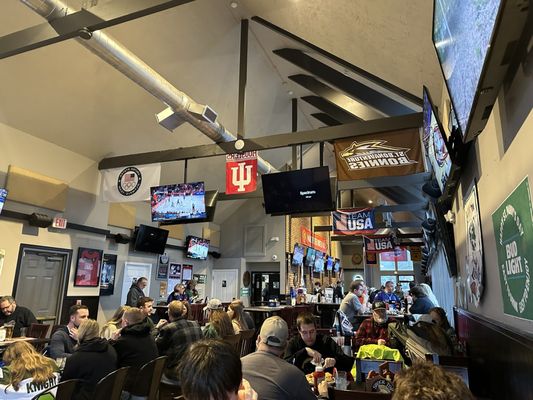 EXCHANGE SPORTS BAR - Updated December 2025 - 60 Photos & 53 Reviews ...