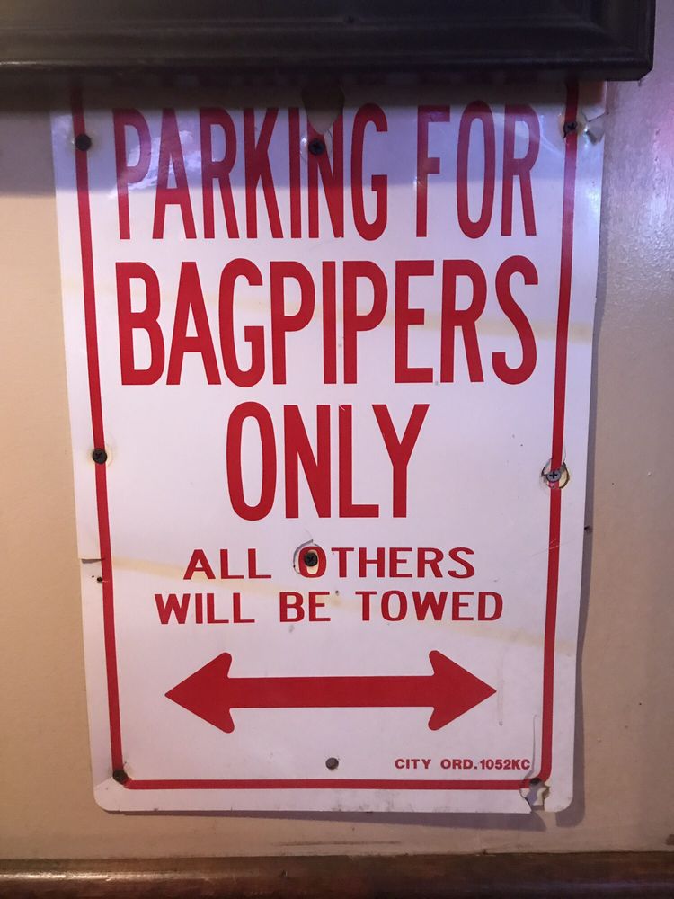 RED LYON TAVERN - 15 Photos & 27 Reviews - 944 Massachusetts St ...