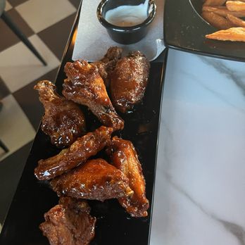 ONESIXTY KITCHEN AND COCKTAILS - Updated February 2025 - 51 Photos & 28 ...