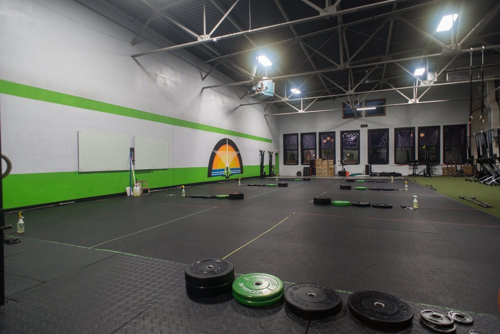 CROSSFIT 414 - Updated May 2026 - 12 Photos - 2071 N Summit Ave ...