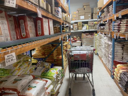 INDIAN GROCERY OUTLET - 33 Photos & 20 Reviews - 180 Talmadge Rd ...